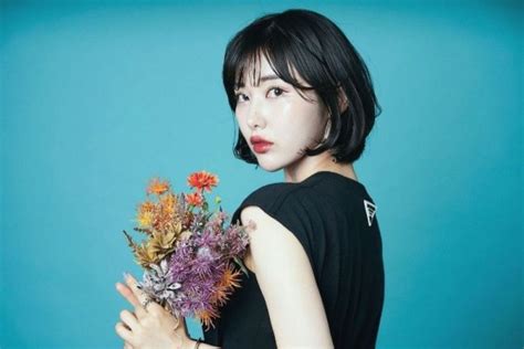 Fakta Kanon Shizaki Seiyuu Yang Suka Banget Kungkang