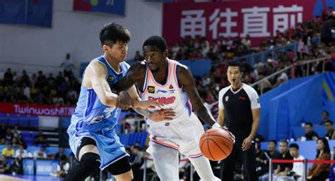 Cba新星！25中15砍46分9助，四川男篮输球成为焦点比赛萨姆纳外援