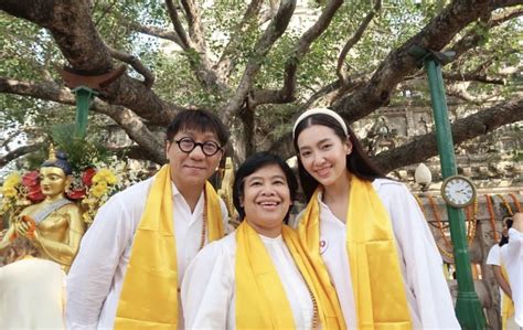 Photo Gallery “เบลล่า” เปิดตัวแก๊งเพื่อนใหม่คุณแม่ อื้อหือ ตัวตึงทั้งนั้น