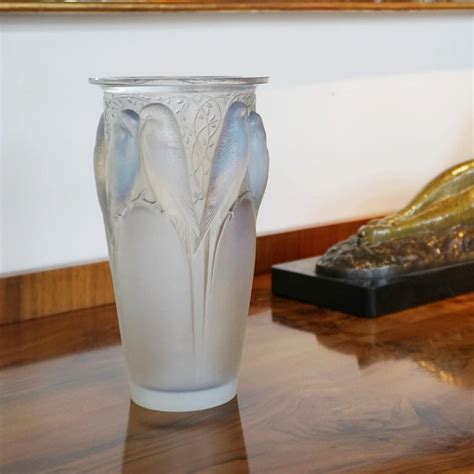 René Lalique Ceylan An Art Deco Opalescent Glass Vase French Circa