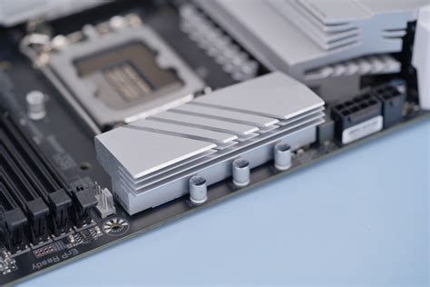 Ddr5同价ddr4！技嘉小雕wifi B760m Aorus Elite Ax图赏 快科技 科技改变未来
