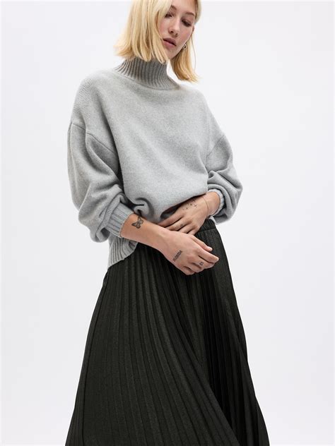 Pleated Metallic Midi Skirt Gap