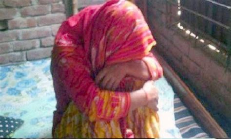 বড বনক হত মখ বধ ধরষণ বধ দওযয ছট বনক ধরষণচষট