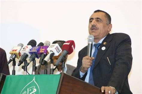 سعودی‌ها و مزدورانش میلیون‌ها بشکه از نفت یمن را به غارت برده‌اند