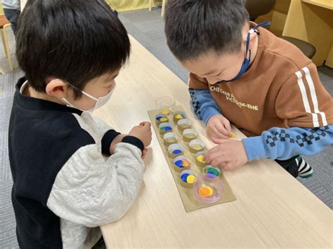 アクティビティ手作りマンカラであそぼうのご紹介 荻窪の民間学童 荻窪の学童保育 MOCOPLA