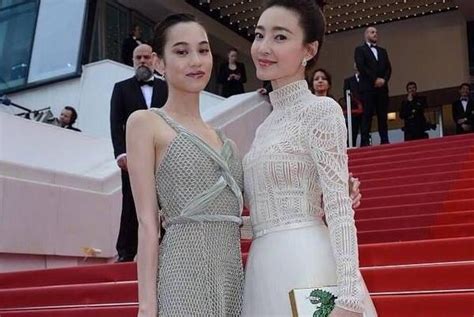 水原希子走红毯逗留9分钟刷新纪录马苏王丽坤并列第二