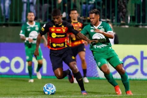 Chapecoense não embarca para jogo por conta de condições climáticas Metrópoles