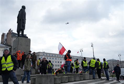 Poljski poljoprivrednici opet blokirali granicu prema Njemačkoj Novi list