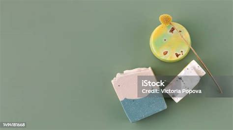 수제 비누의 다양한 모양과 색상의 조각 천연 화장품 복사 공간 0명에 대한 스톡 사진 및 기타 이미지 0명 감귤류 과일 건강한 생활방식 Istock