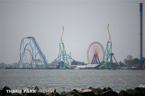 Giant Wheel At Cedar Point Theme Park Archive