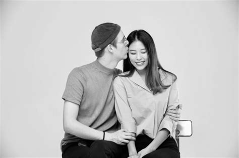 글로벌커플 왜 내 입술만 쳐다봐 뽀뽀하고 싶어 언어 교환하던 캐나다인과 사랑에 빠졌어요 ｜썸랩 네이버 블로그