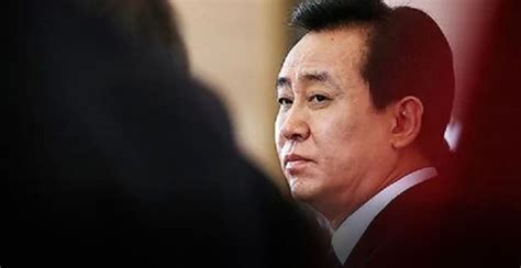 许家印身家2年从2040亿缩水到200亿，钱去哪了？他还剩哪些资产？腾讯新闻