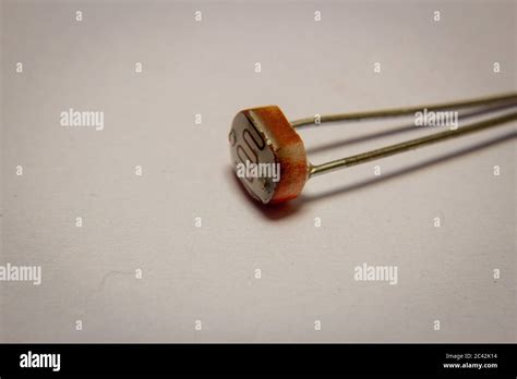Photosensitive Resistor Symbol