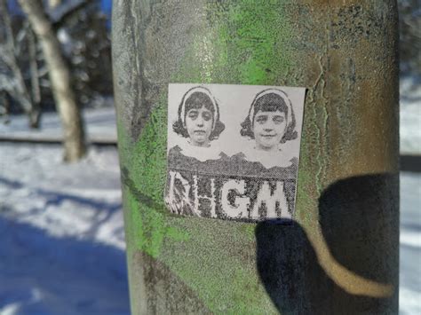 Stockholm Street Sticker Galleri Momangen