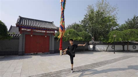 Young Inheritor Of Zhongfan A Millennium Old Balancing Stunt Cgtn