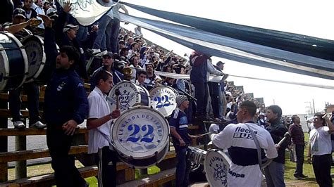 Esta Hinchada No Te Deja De Alentar La 22 YouTube