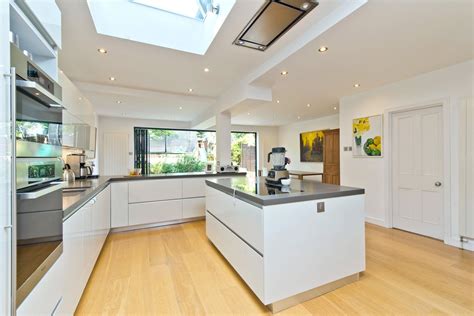 5 Bedroom Semi Detached House For Sale Kenilworth Avenue London Sw19 7lw