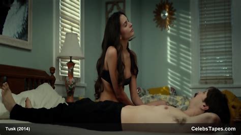Genesis Rodriguez Sexy Cleavage Eporner