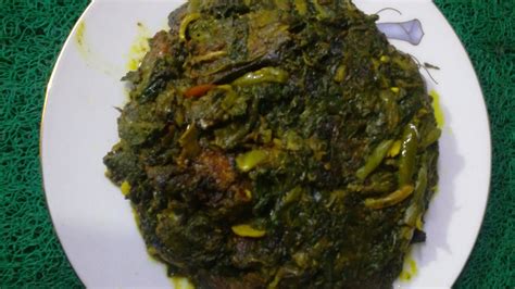 Ilish Macher Matha Diye Kochushak Recipe।। Bengali Kochu Shak Recipe