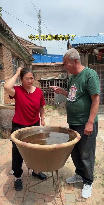 这人要倒霉，喝凉水都塞牙？ Youtube