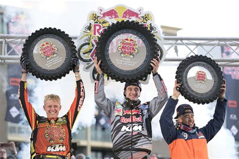 Jeffrey Herlings Leads A Three Way Ktm Podium Attack At Red Bull Knock