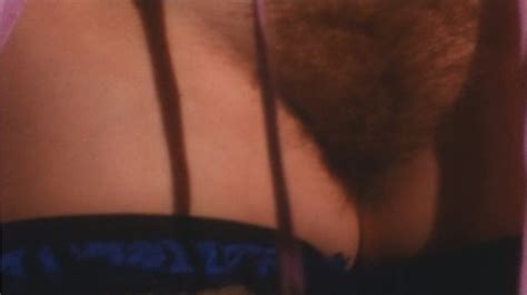 Lina Romay Nue Dans Sinfonía Erótica
