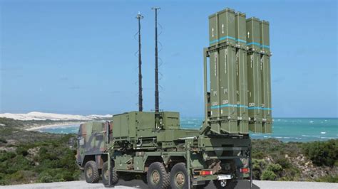 Iris T та боєприпаси Німеччина передала Україні військову допомогу