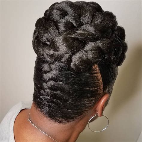 60 Easy And Tasteful Protective Hairstyles For Natural Hair Artofit