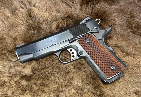 les baer custom stinger 45 acp