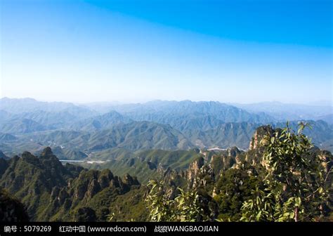 万里无云群山连绵高清图片下载 红动中国
