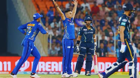 Ipl 2023 Is Drs Timer A Joke Or What Fans Bash Umpire After
