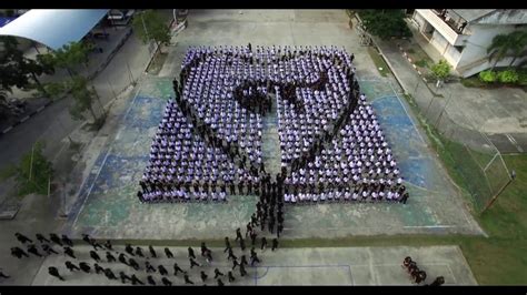 โรงเรียนหาดอมราอักษรลักษณ์วิทยา จัดกิจกรรม หัวใจแห่งความดี แปรอักษร