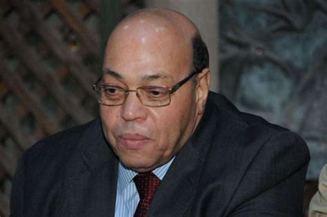 غدا اللقاء الأول لصالون شاكر عبد الحميد