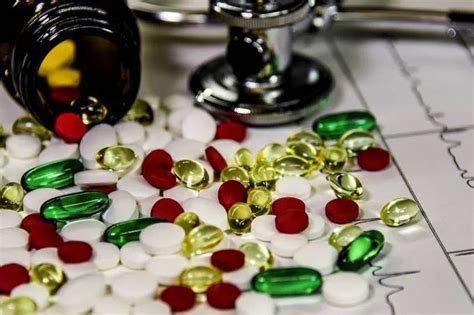 Co to jest nattokinza Działanie skutki uboczne i przeciwwskazania