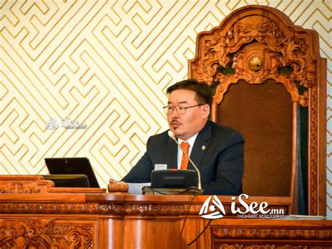 Төрийн албаны тухай хуульд нэмэлт өөрчлөлт оруулахыг МАН ын бүлэг дэмжсэн учраас баталлаа Isee Mn