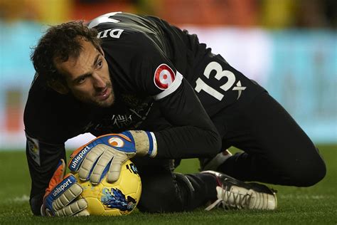 Real Madrid Signs Goalkeeper Diego López
