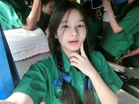 แพ้ทางอาหมวยหน้าใสในชุดนักเรียนแบบนี้ รูปภาพ รูปสาวน่ารัก รูปนักศึกษา