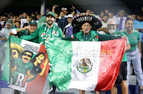 ¡espectacular Llenazo En El Estadio Morazán Por El Honduras México