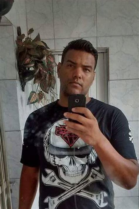 Pai De Motorista Do Uber Morto No Rio Diz Que Filho Não Reagiu