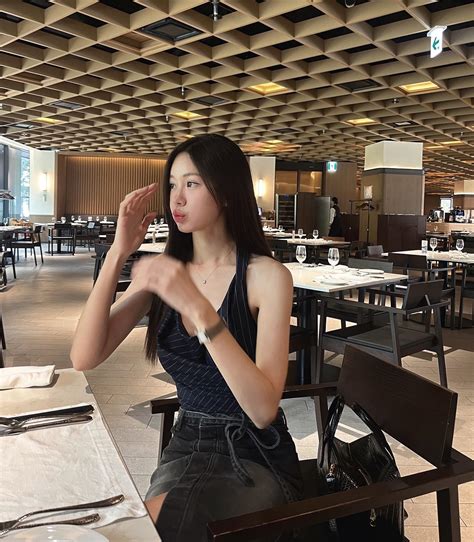 스레드 나도 시작 ⁎ ᵕᴗᵕ ⁎ 젤 많이 본 글은 나이추측ㅎㅎㅎㅎ 이거던데 나도 이걸로 시작해봐도될까 나 몇 살 같아