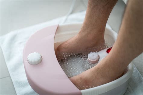 Listerine Foot Soak Recipe Uses And Effectiveness
