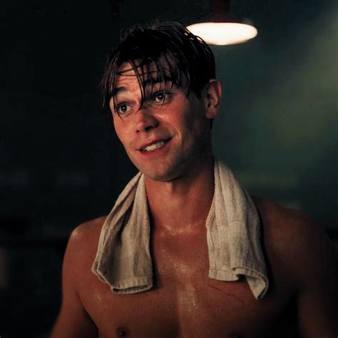 Archie Andrews Riverdale Riverdale Archie Kj Apa Riverdale Riverdale