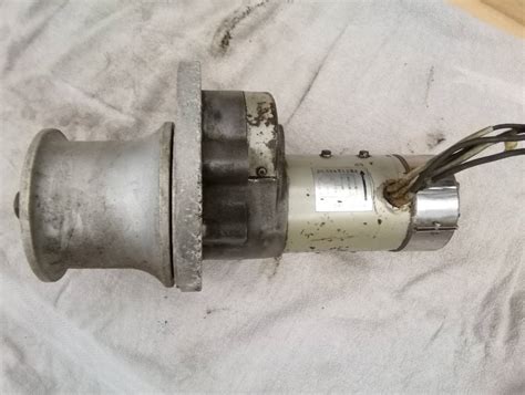 アンカーウインチ 岩崎電機 ヤングローラー 24Vの落札情報詳細 ヤフオク落札価格検索 オークフリー