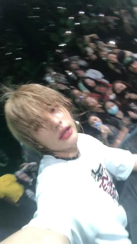 Hyunjin Pecas Hermosas Fotos De Banda Famosos Divertidos