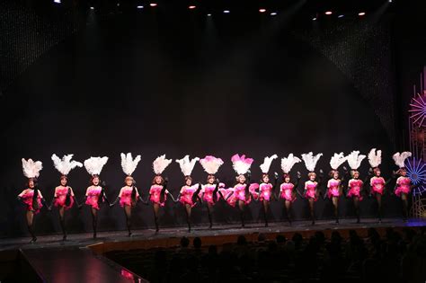 画像】100年の伝統を携えた『osk日本歌劇団創立100周年記念公演「レビュー 春のおどり」』公演中止乗り越え、新たな歴史の1ページを刻む」の