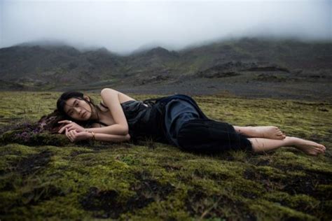 Ming Xi Is A Natural Beauty In Vogue China Editorial Fashion Gone Rogue