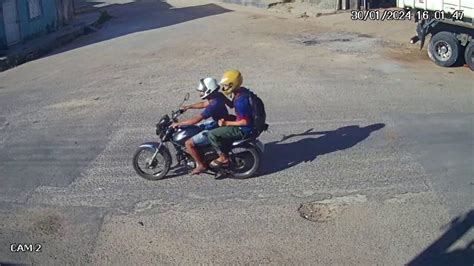 Polícia Divulga Imagens De Suspeitos De Mataram Homem Em Socorro O Caju