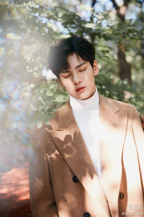 Pin By Montoq18 On Bi Wen Jun Actors Actors And Actresses Singer