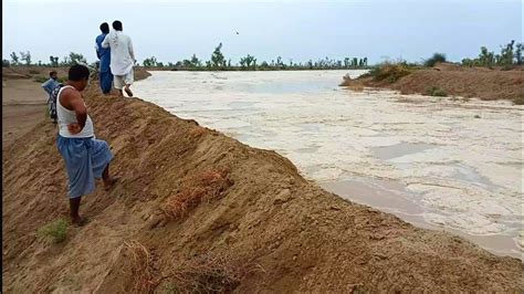 Very Dangerous Flash Flood In Punjab Village Pakistan Youtube