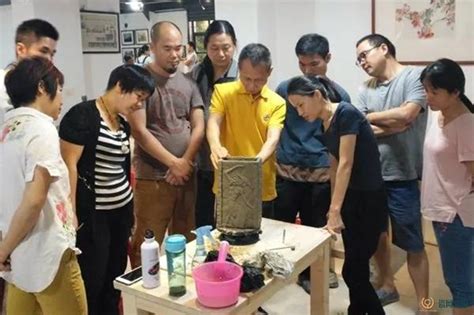 中国工艺美术大师黄志伟任教石湾陶塑非遗传承培训班